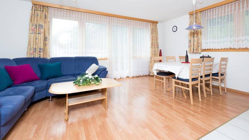 65 M² Ferienwohnung ∙ 2 Schlafzimmer ∙ 5 Gäste - Saas-Grund