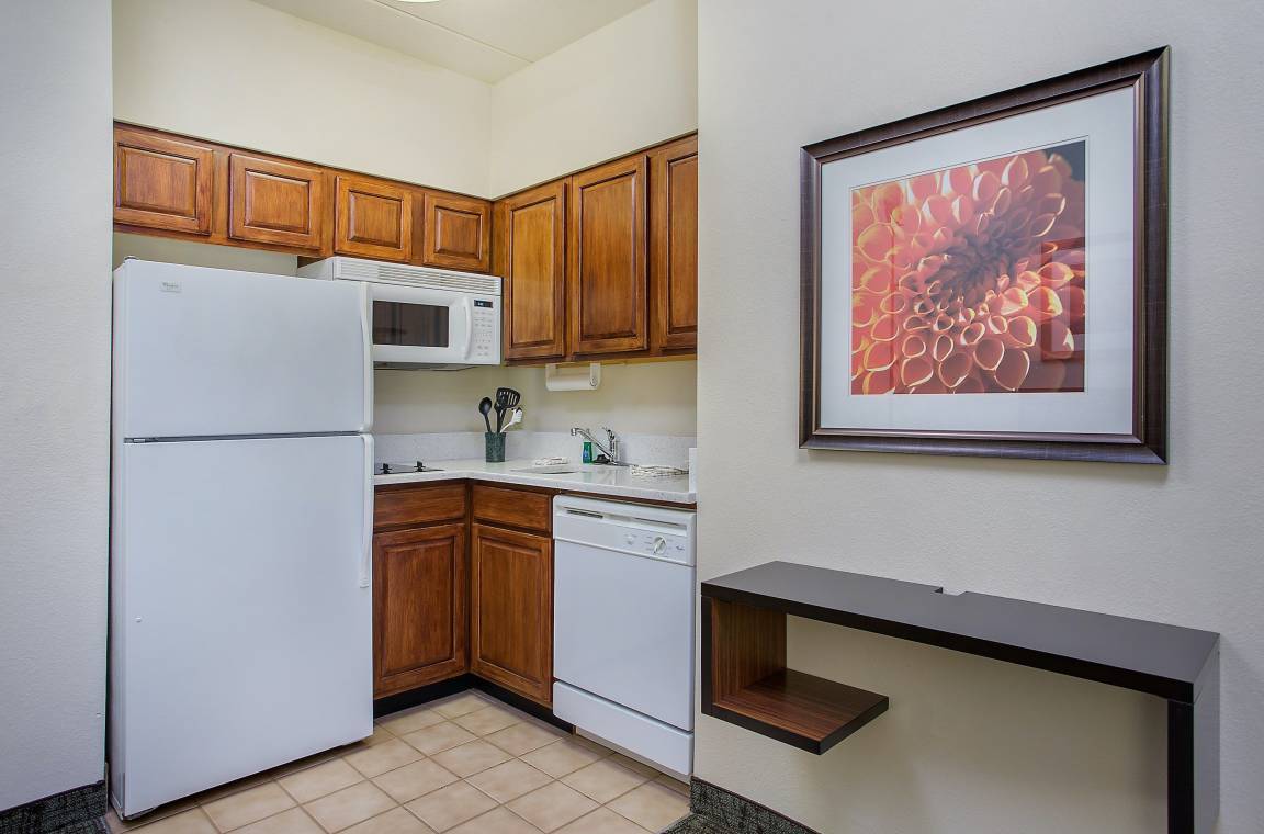 Studio Flat ∙ 1 Bedroom ∙ 4 Guests - Chattanooga, TN