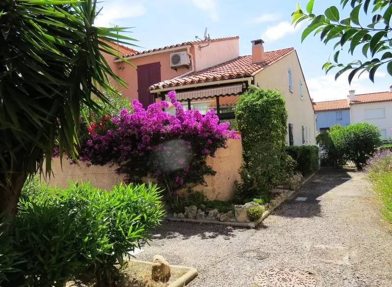 55 M² Maison De Vacances ∙ 2 Chambres ∙ 5 Personnes - Torreilles