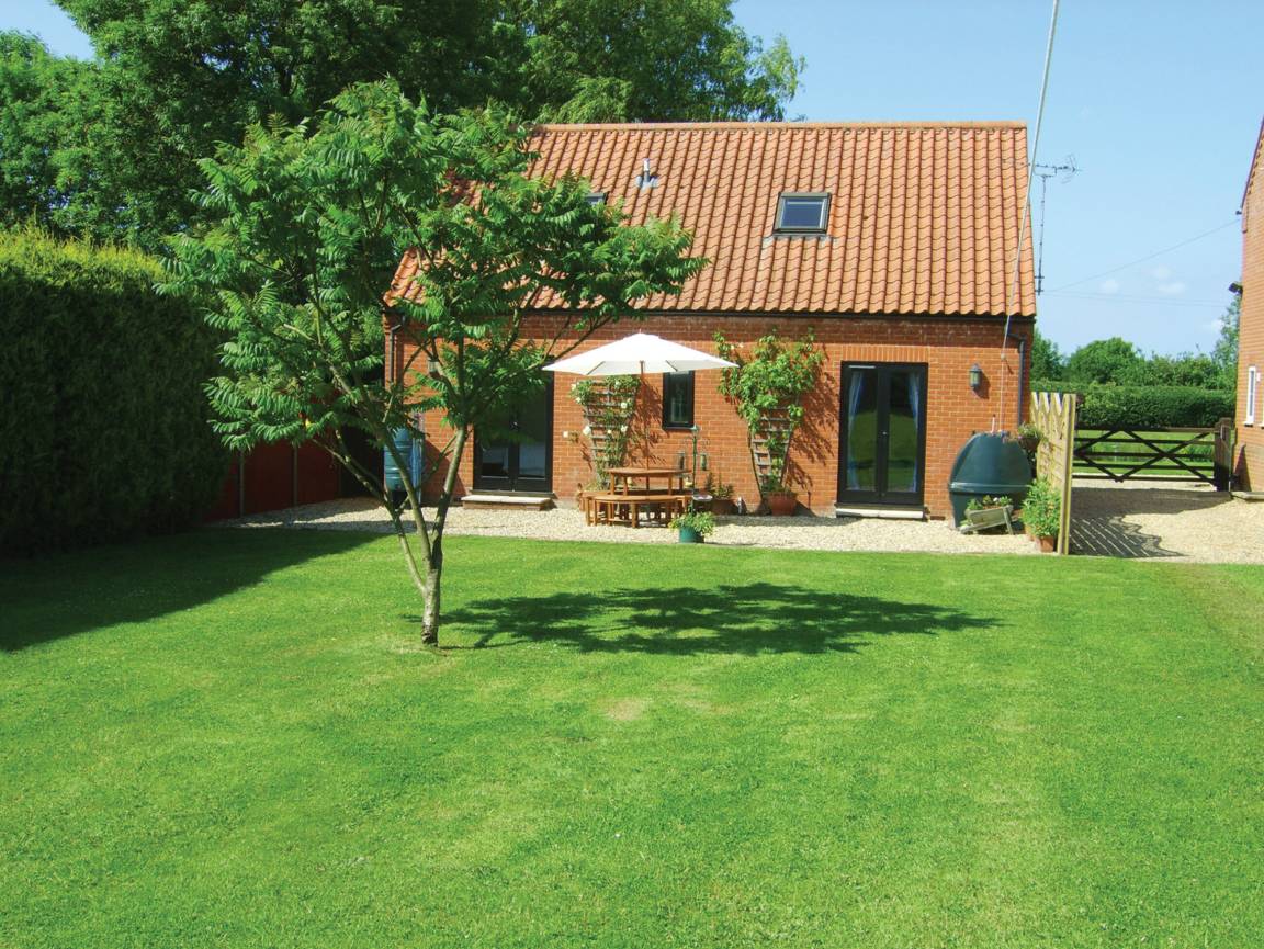 Cottage ∙ 2 Bedrooms ∙ 6 Guests - Swaffham