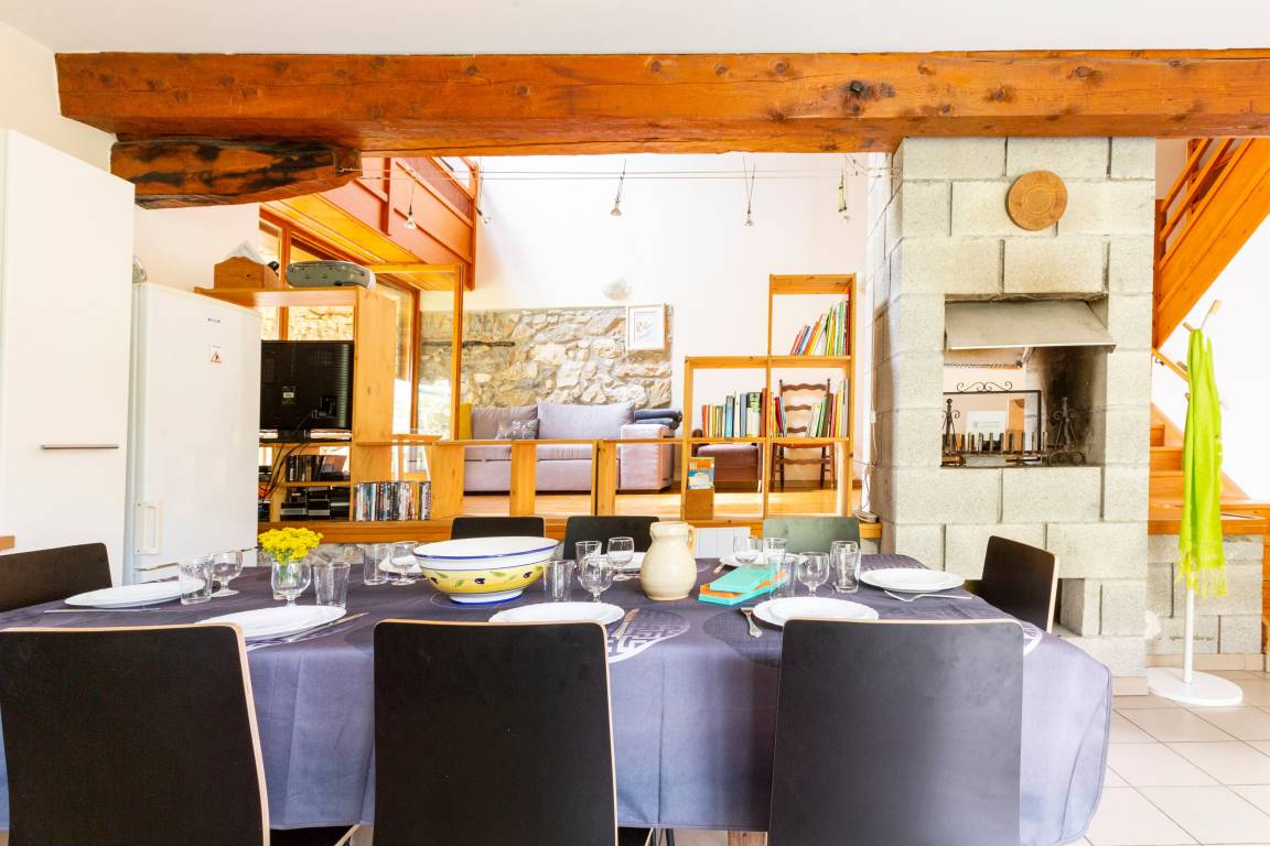 100 M² House ∙ 4 Bedrooms ∙ 9 Guests - Chambéry