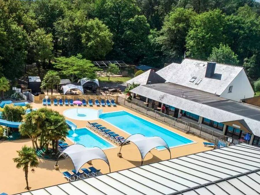 Caravan ∙ 2 Bedrooms ∙ 6 Guests - Vannes
