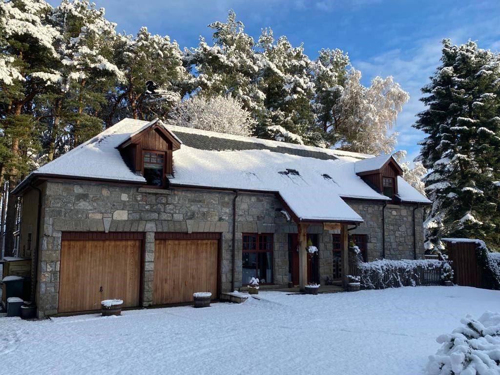 Cottage ∙ 3 Bedrooms ∙ 8 Guests - Grantown-on-Spey