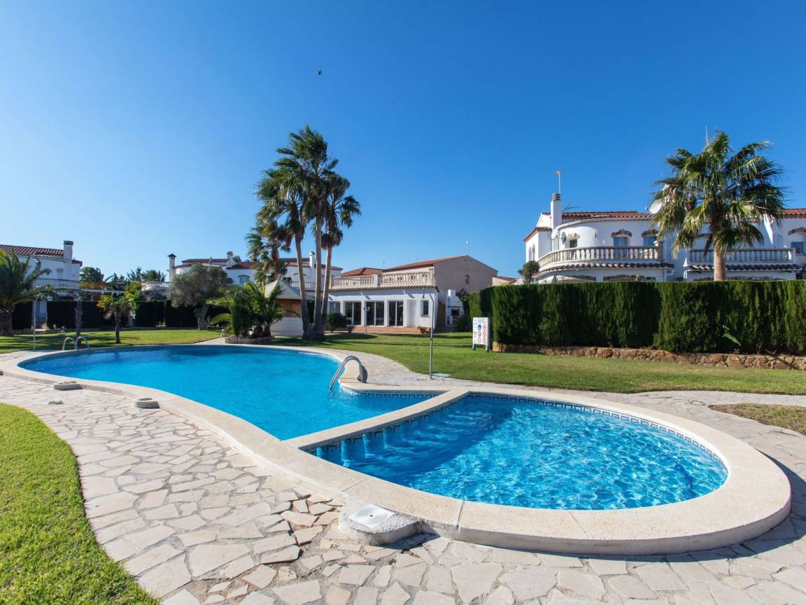 70 M² Villa ∙ 1 Habitación ∙ 6 Huéspedes - Costa Dorada, España