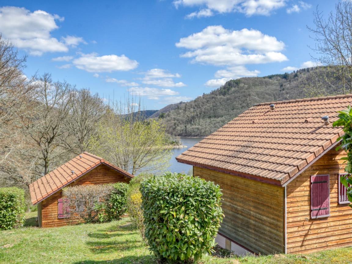 33 M² Village Vacances ∙ 2 Chambres ∙ 5 Personnes - Puy-de-Dôme