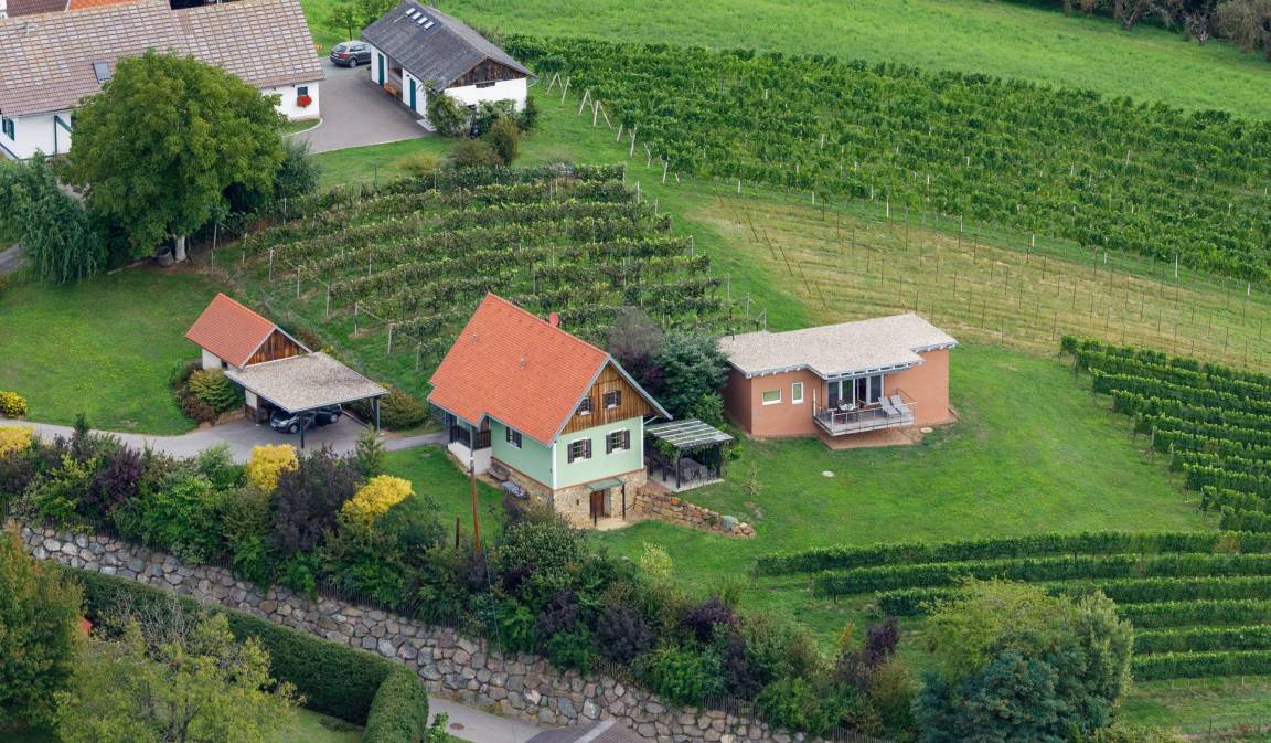 80 M² Ferienhaus ∙ 2 Schlafzimmer ∙ 6 Gäste - Loipersdorf bei Fürstenfeld