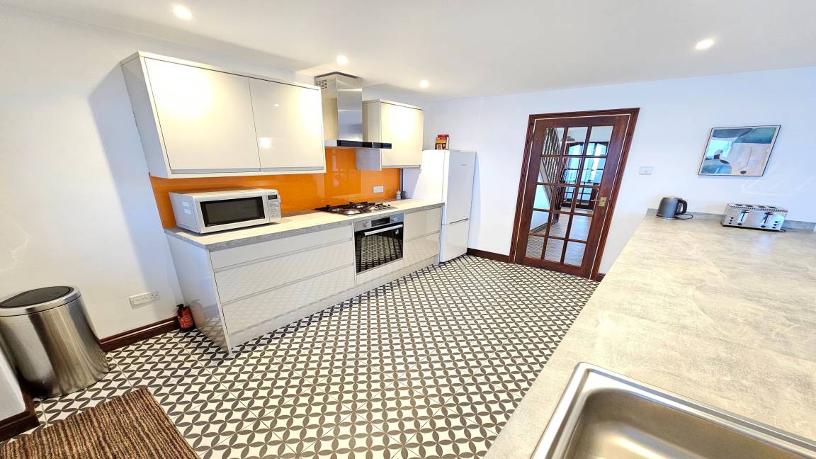 150 M² Apartment ∙ 3 Bedrooms ∙ 6 Guests - Croyde Bay