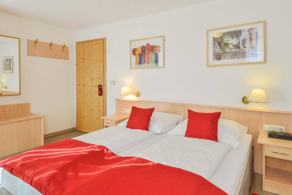 20 M² Hôtel ∙ 1 Chambre ∙ 2 Personnes - Bad Kohlgrub
