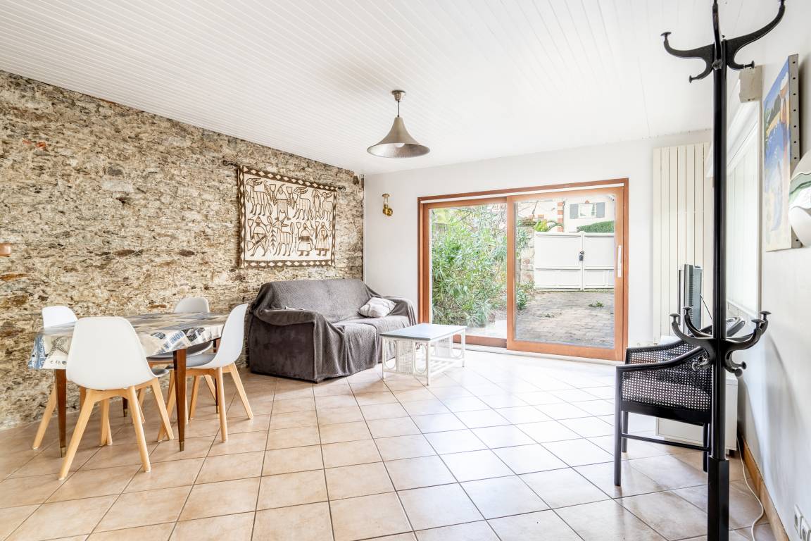 60 M² Talo ∙ 2 Makuuhuonetta ∙ 4 Vierasta - Pornic
