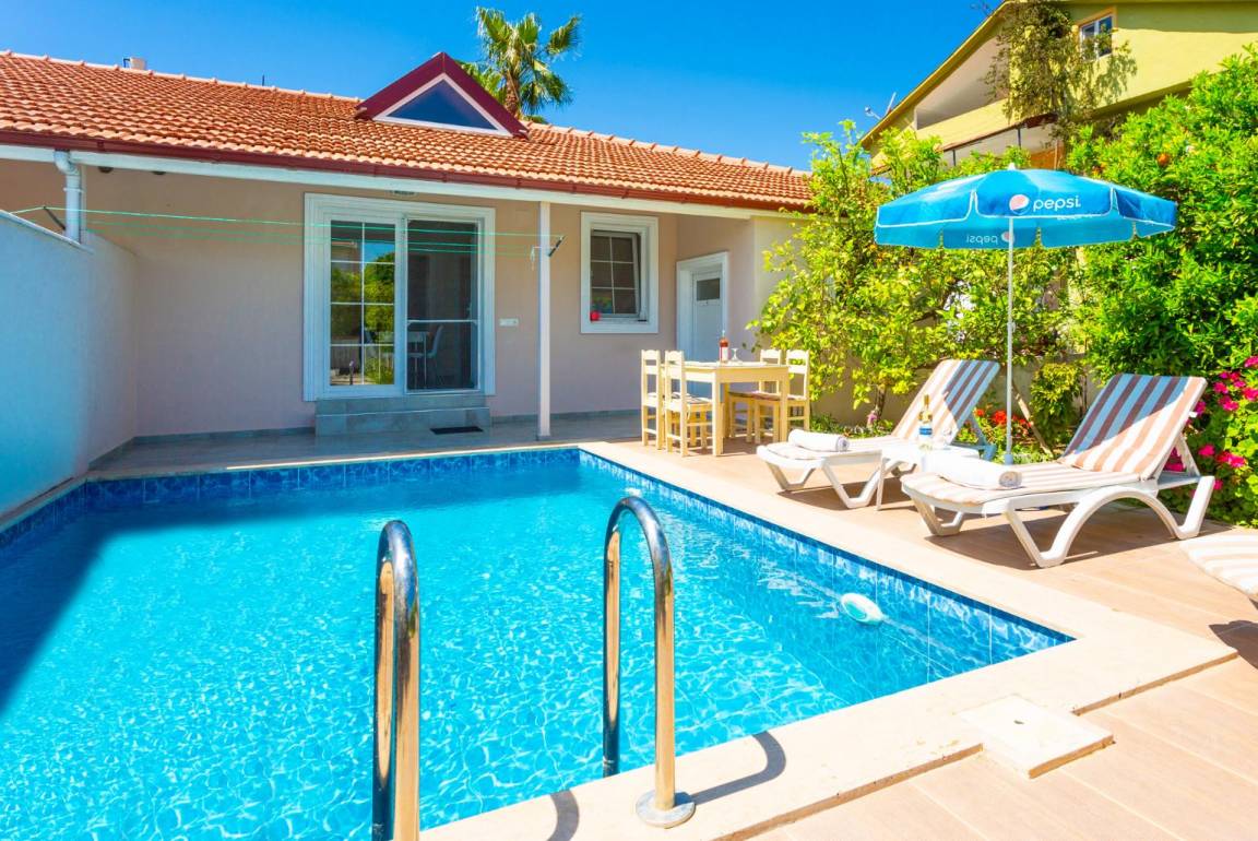 130 M² Villa ∙ 2 Bedrooms ∙ 4 Guests - Dalyan