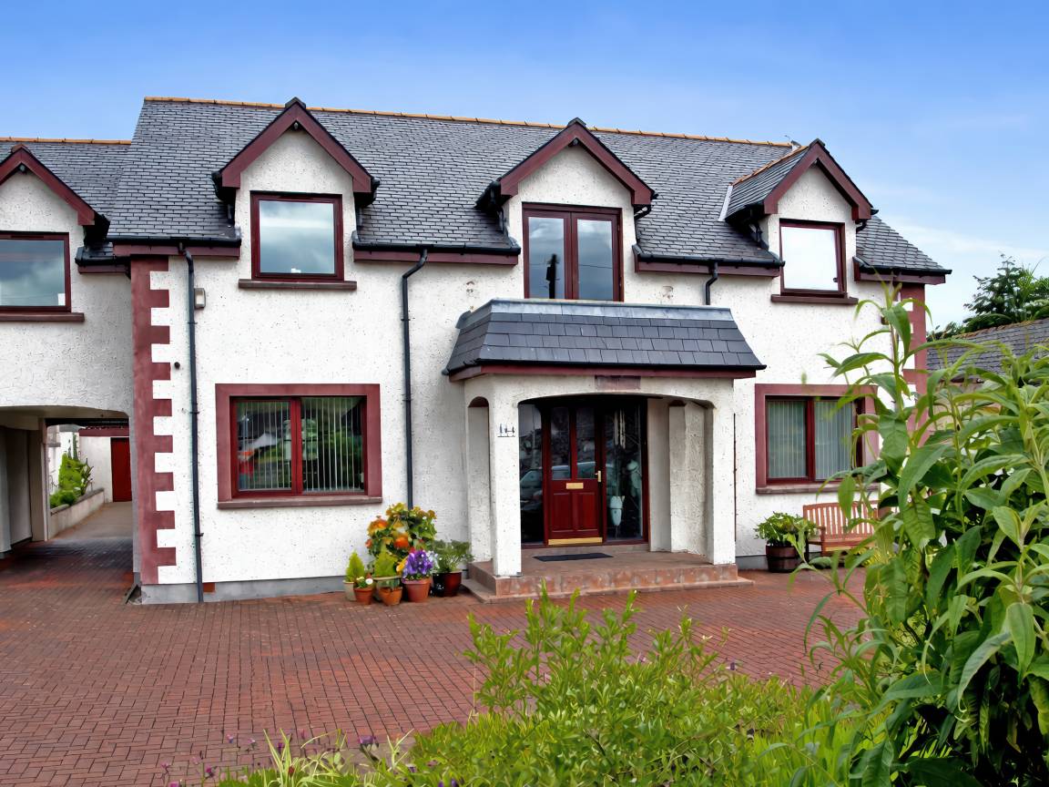 Cottage ∙ 4 Bedrooms ∙ 8 Guests - Inverness, UK