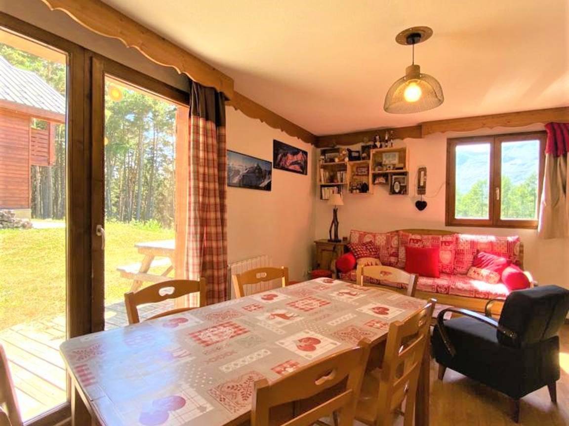 55 M² Chalet ∙ 2 Bedrooms ∙ 8 Guests - La Joue du Loup