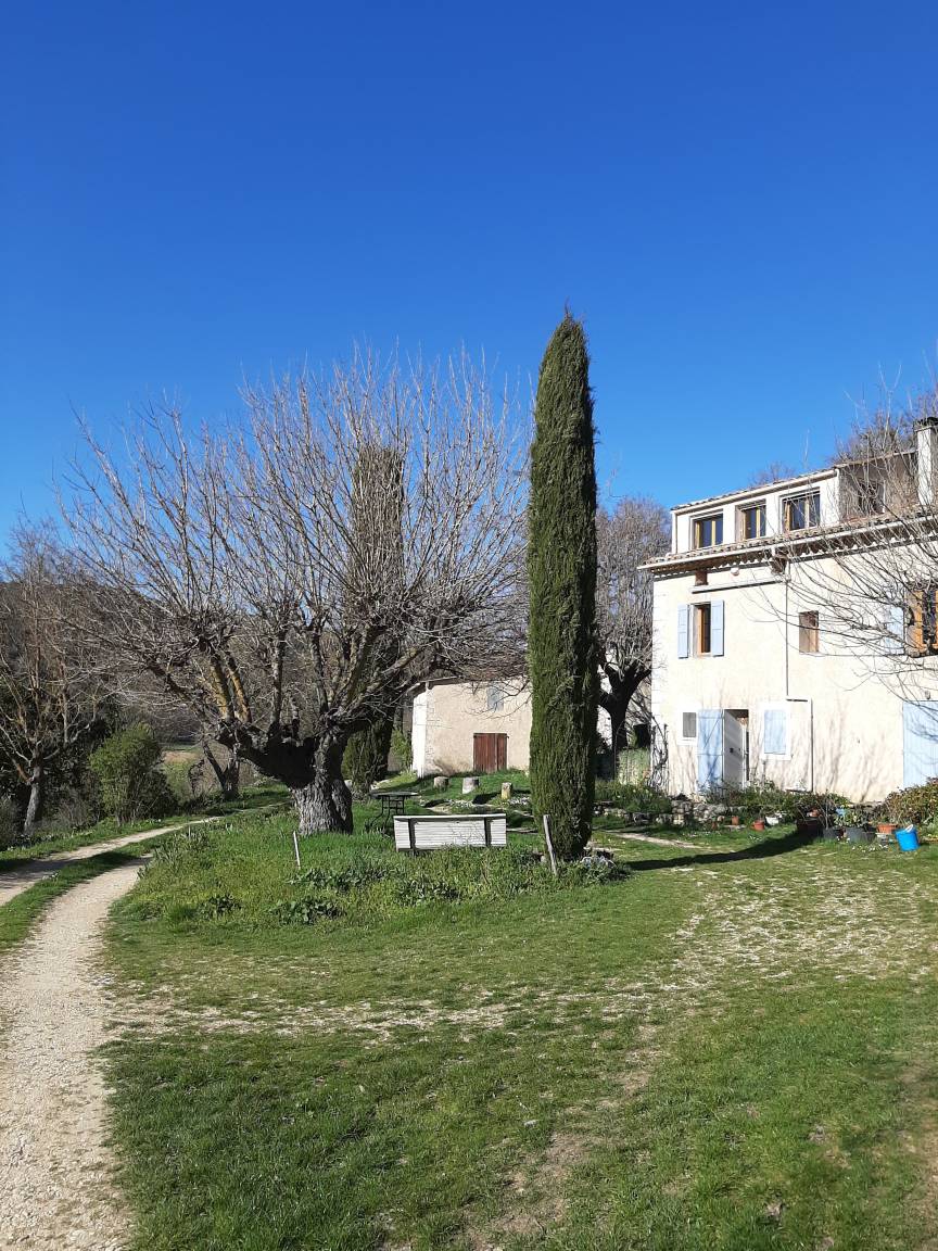 27 M² Studio ∙ 1 Chambre ∙ 4 Personnes - Valensole