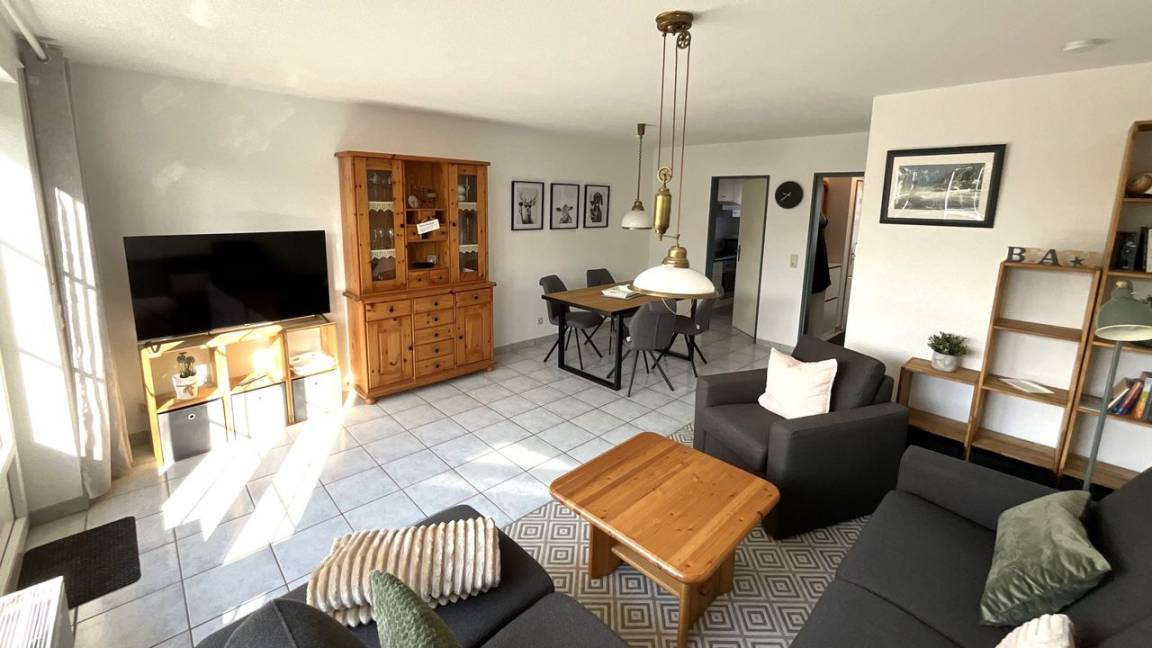 70 M² Huis ∙ 2 Slaapkamers ∙ 4 Gasten - Sande