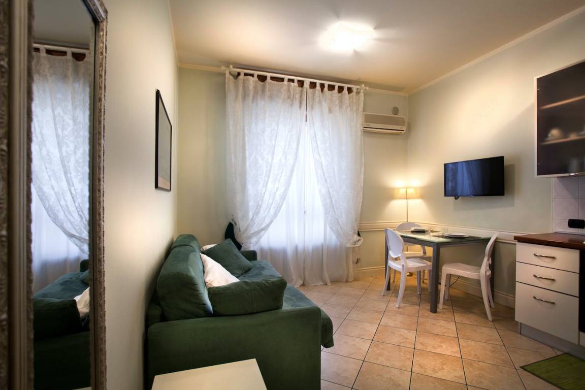 65 M² Appartement ∙ 1 Slaapkamer ∙ 2 Gasten - Verona