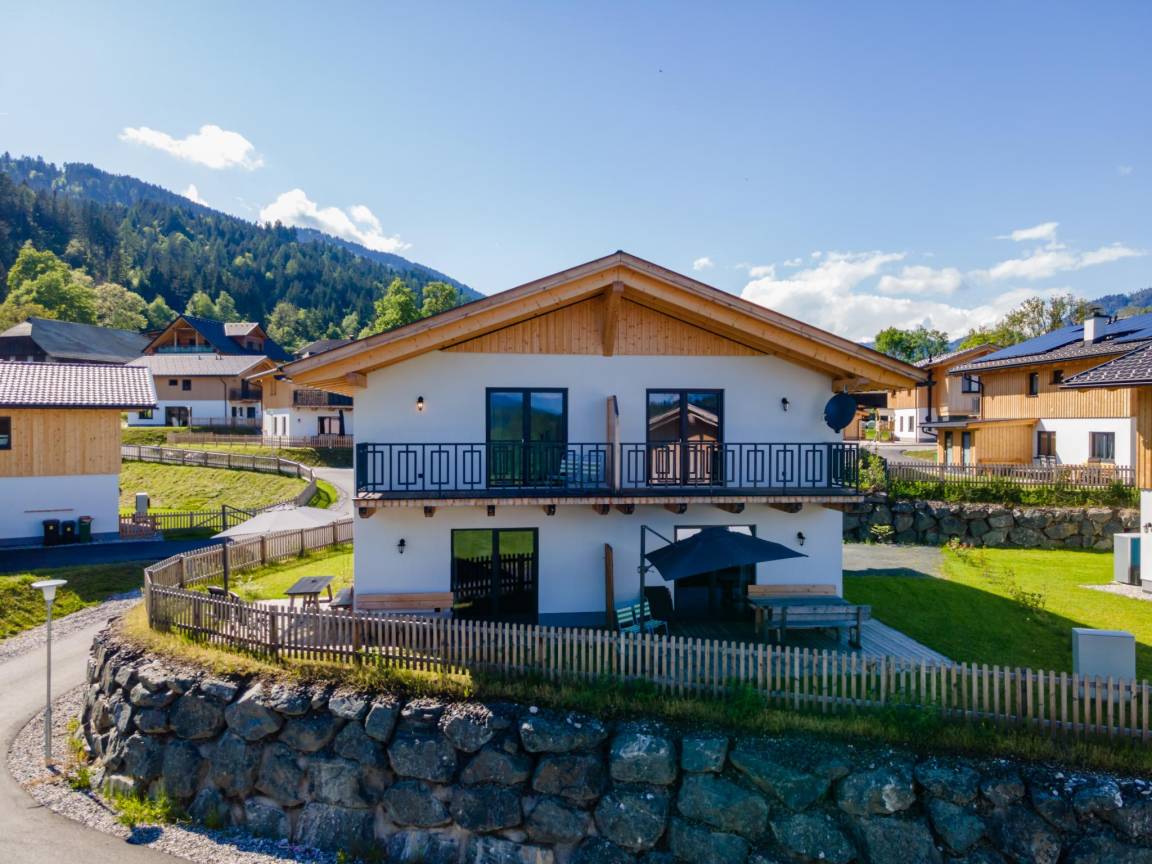 88 M² Ferienhaus ∙ 3 Schlafzimmer ∙ 6 Gäste - Hermagor