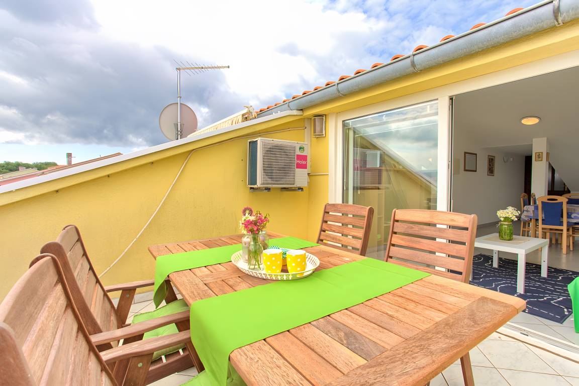 95 M² Apartament ∙ 2 Sypialnie ∙ 6 Gości - Krk