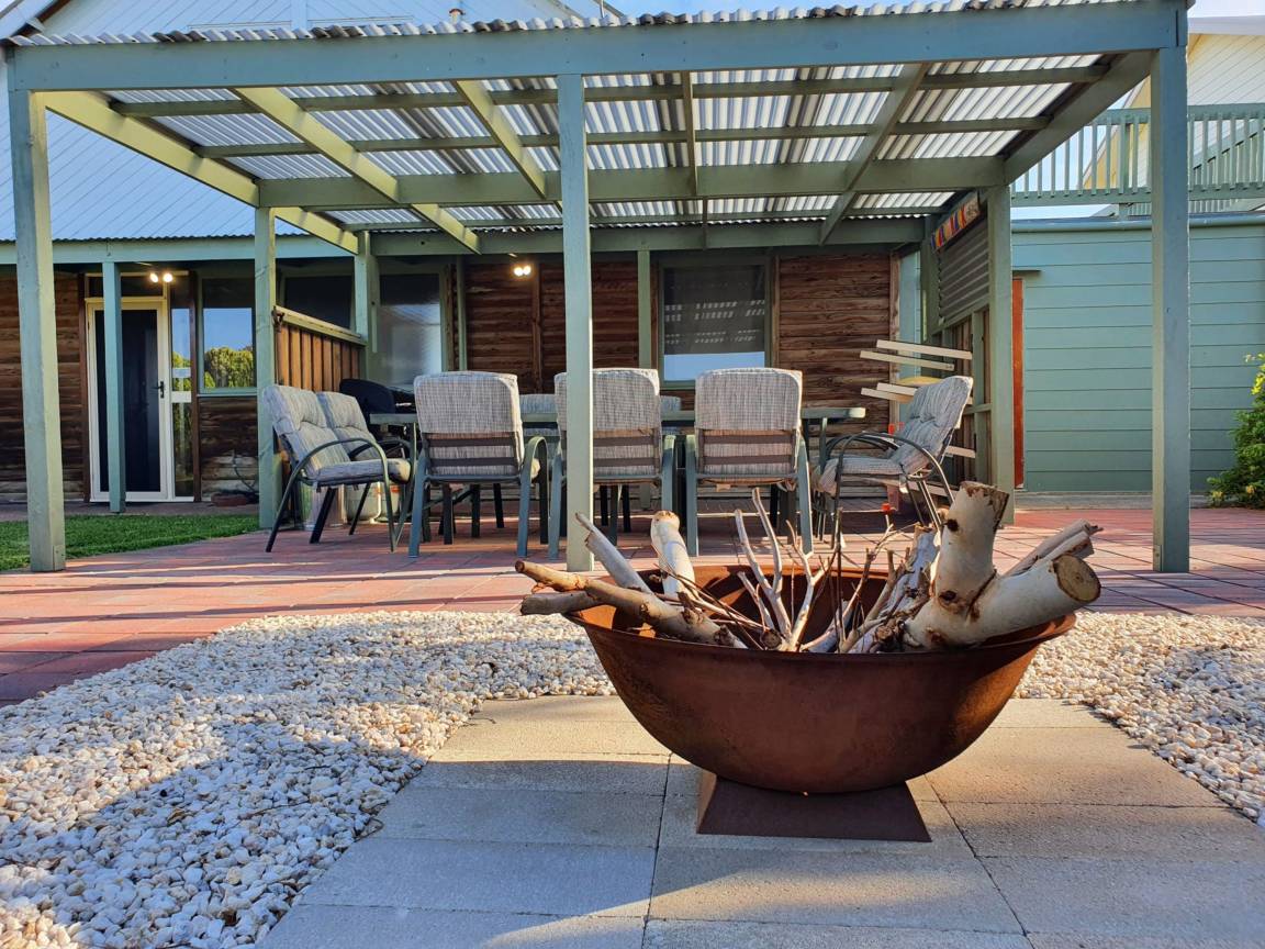141 M² House ∙ 3 Bedrooms ∙ 8 Guests - Middleton