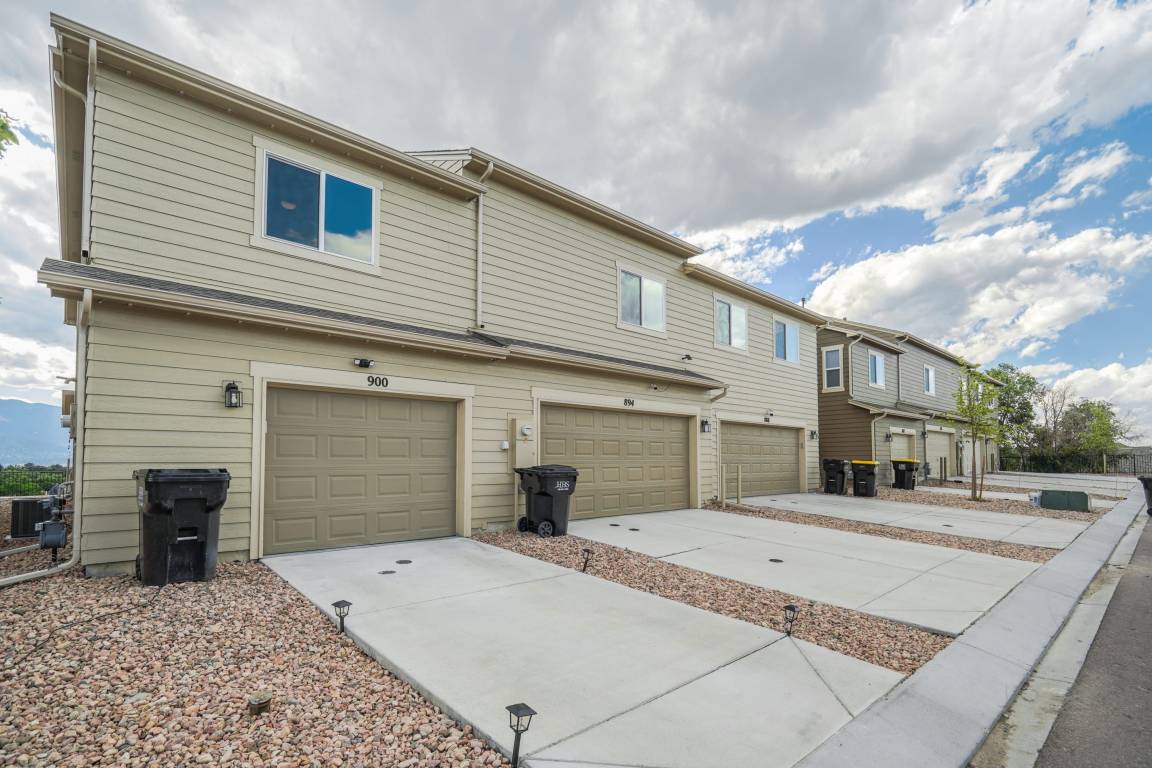 Apartamento ∙ 2 Habitaciones ∙ 6 Huéspedes - Colorado Springs, CO