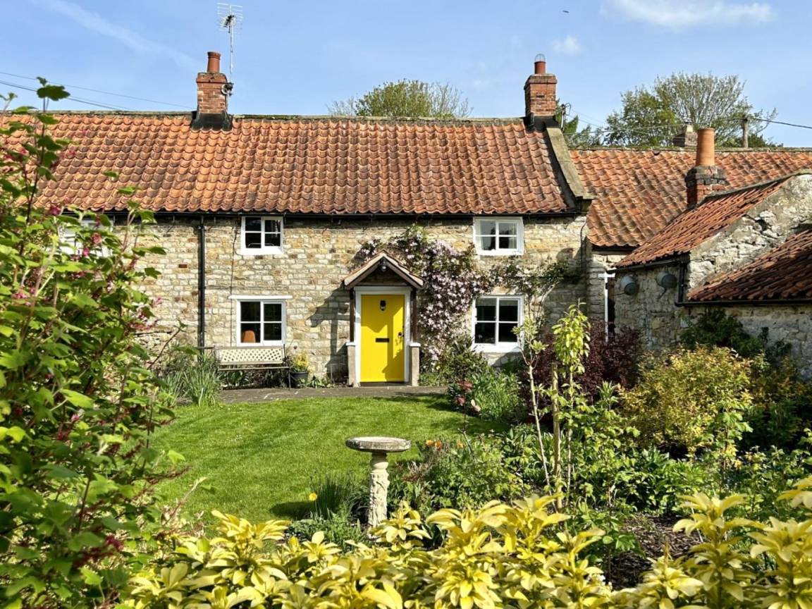 Cottage ∙ 2 Bedrooms ∙ 2 Guests - Helmsley