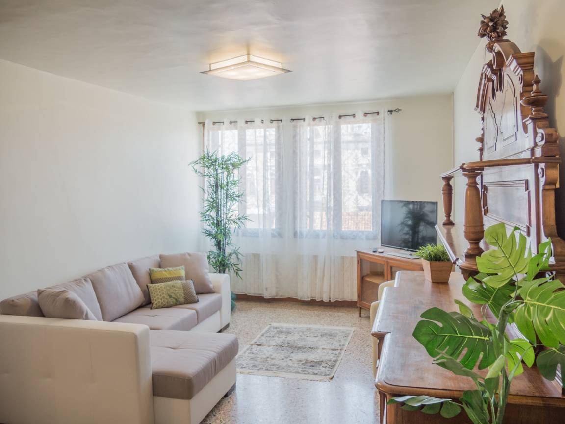 120 M² Apartamento ∙ 2 Quartos ∙ 8 Hóspedes - Veneza