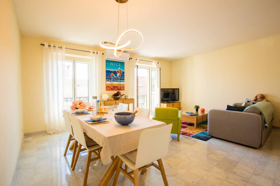 60 M² Apartamento ∙ 2 Habitaciones ∙ 5 Huéspedes - Niza