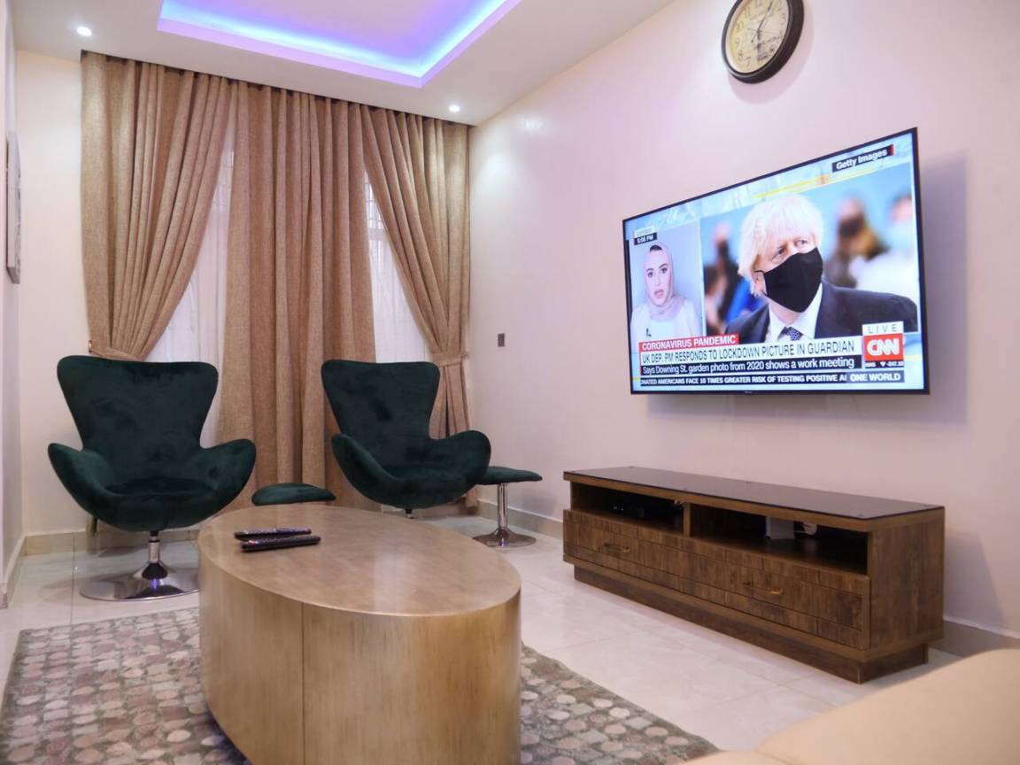 155 M² House ∙ 4 Bedrooms ∙ 8 Guests - Abuja