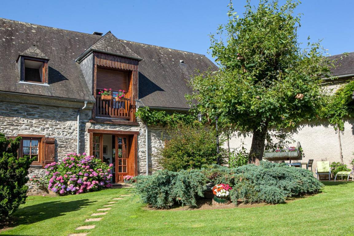 87 M² Gîte ∙ 3 Bedrooms ∙ 6 Guests - Lourdes