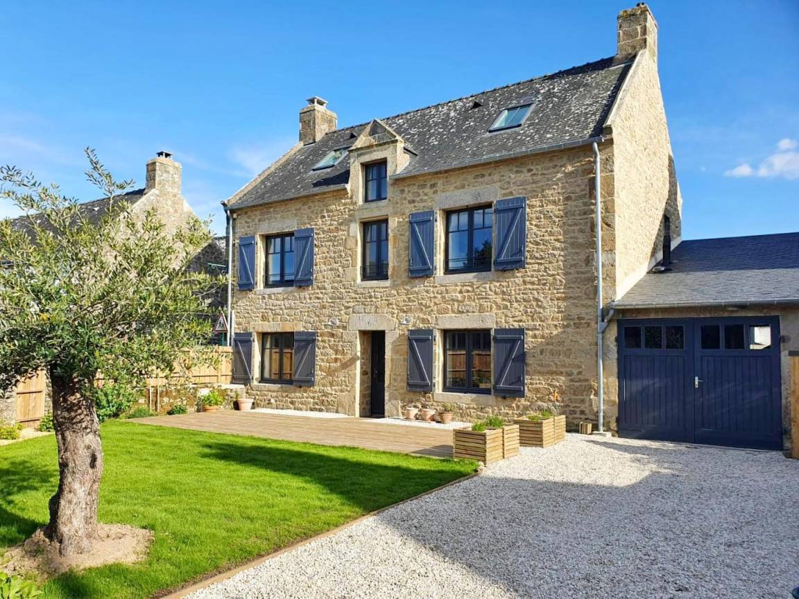 102 M² Gîte ∙ 4 Chambres ∙ 8 Personnes - Belz