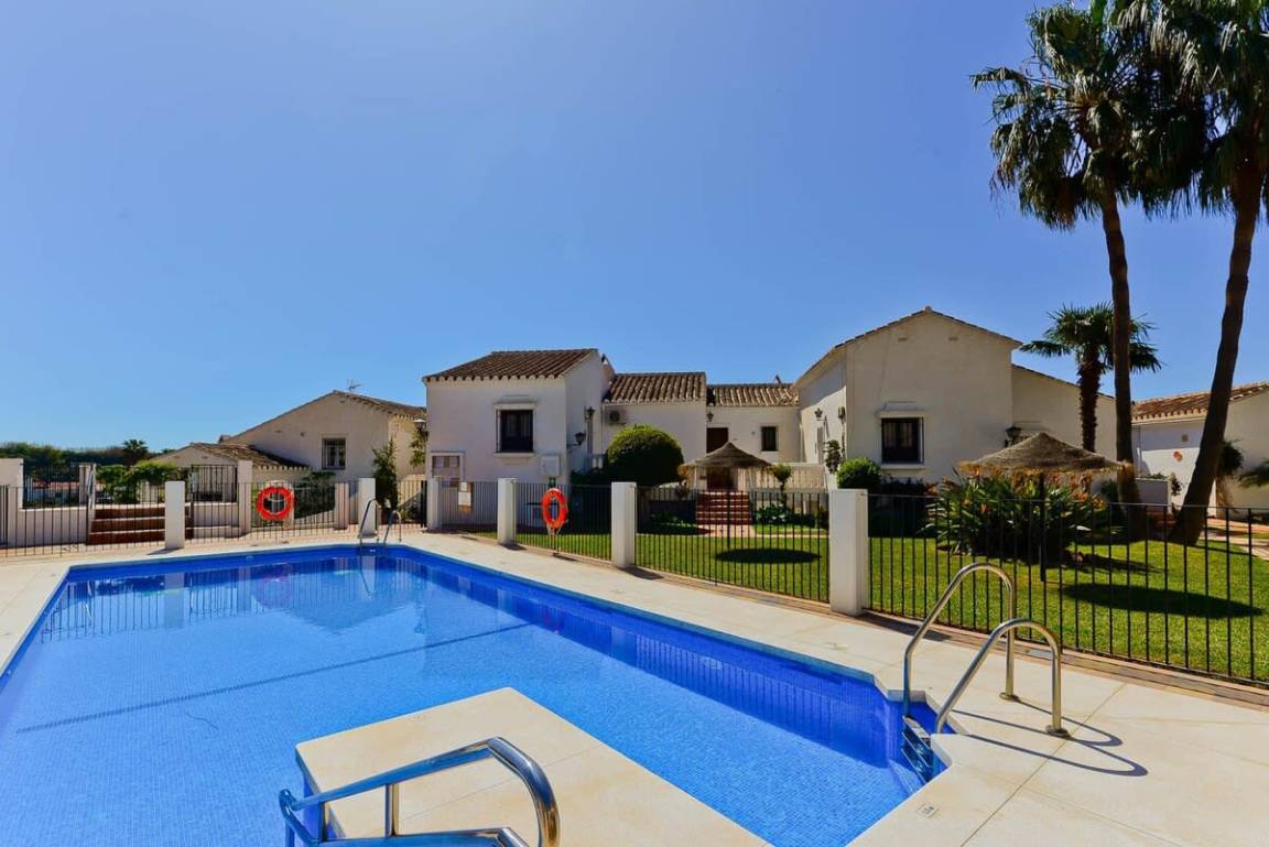 55 M² Appartamento ∙ 2 Camere Da Letto ∙ 4 Ospiti - Nerja