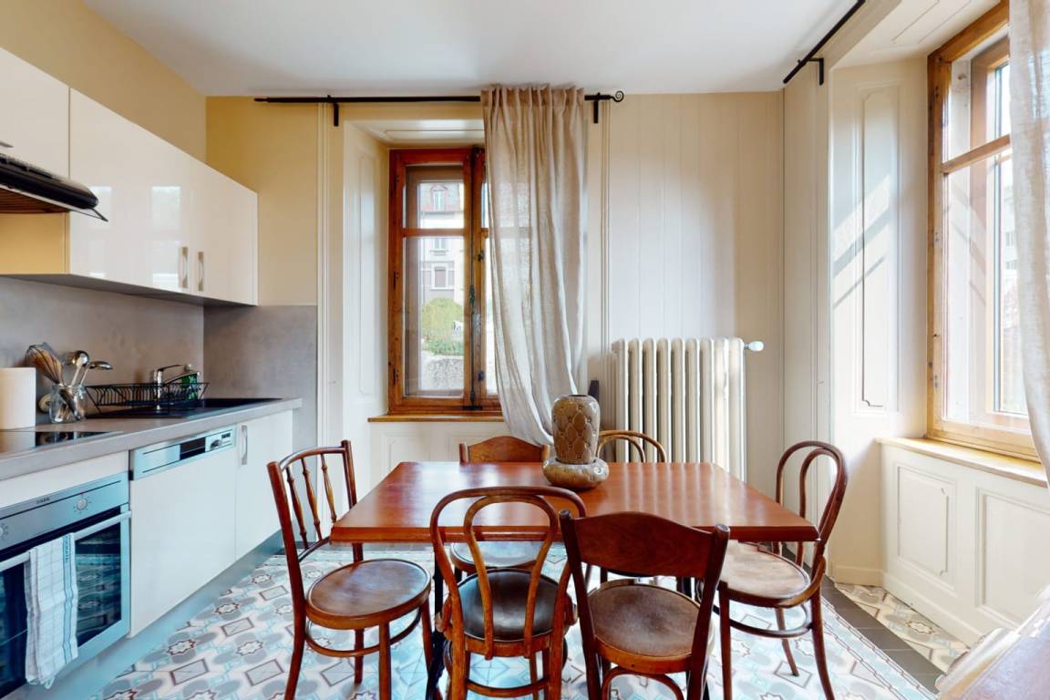 140 M² Appartement ∙ 3 Chambres ∙ 6 Personnes - La Chaux-de-Fonds