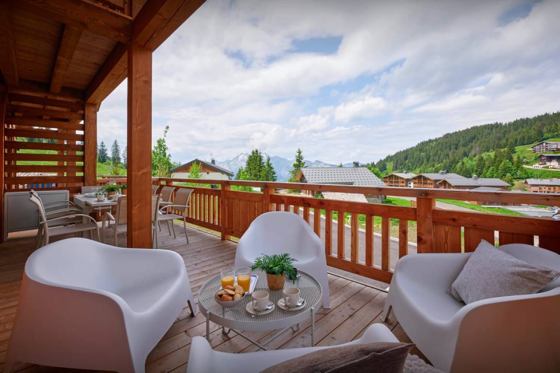 110 M² Chalet ∙ 3 Chambres ∙ 8 Personnes - Manigod