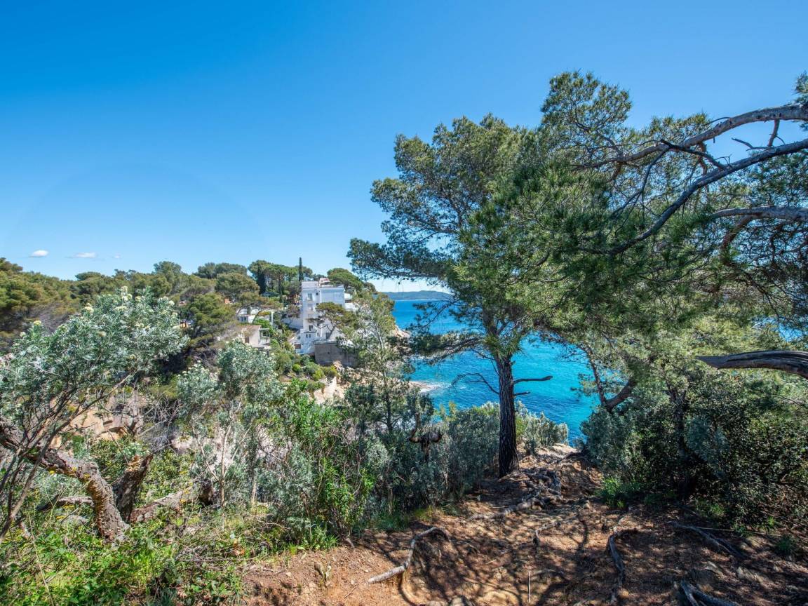 90 M² Résidence De Vacances ∙ 2 Chambres ∙ 4 Personnes - Cavalaire-sur-Mer