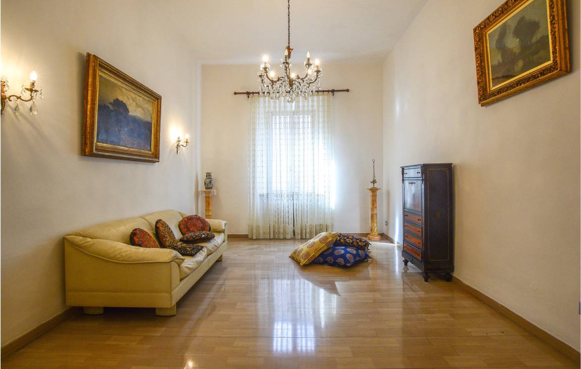 200 M² Maisonette ∙ 3 Bedrooms ∙ 8 Guests - Piombino
