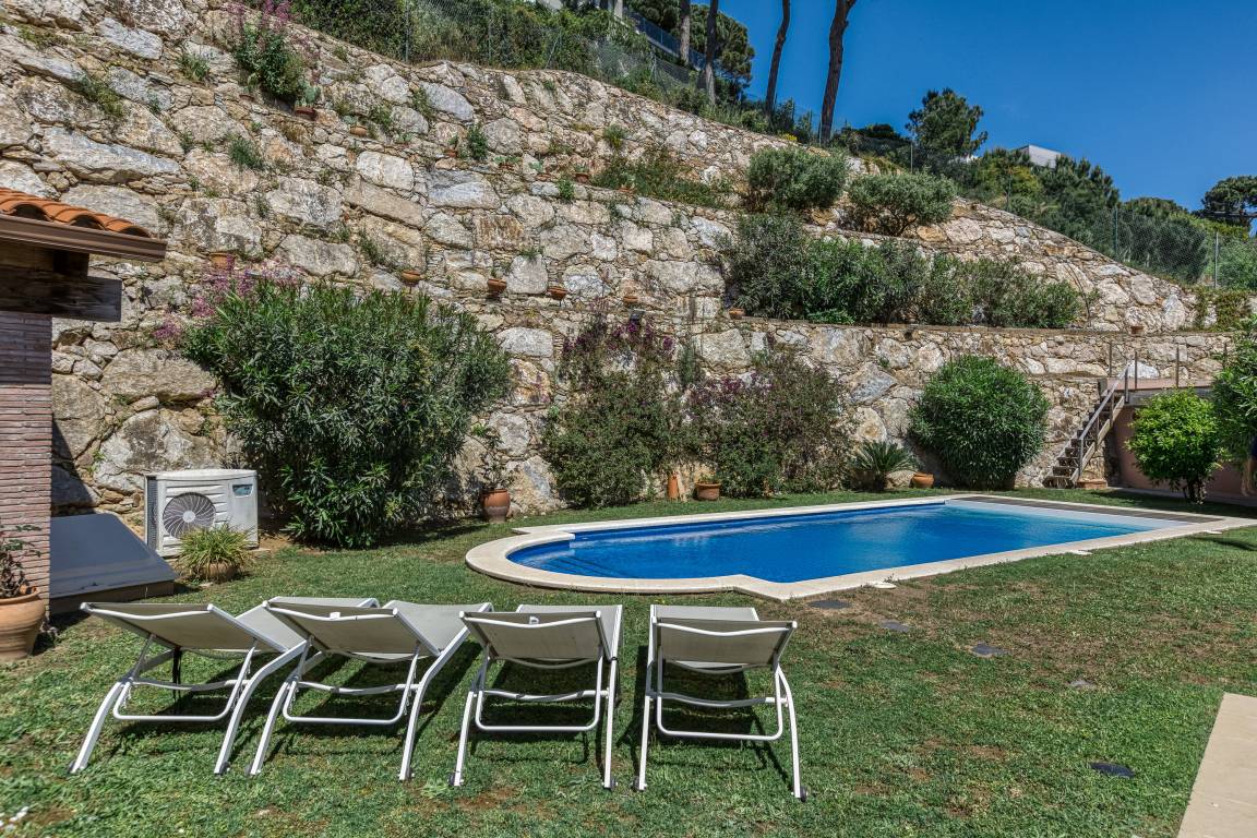 430 M² Villa ∙ 6 Bedrooms ∙ 12 Guests - Begur