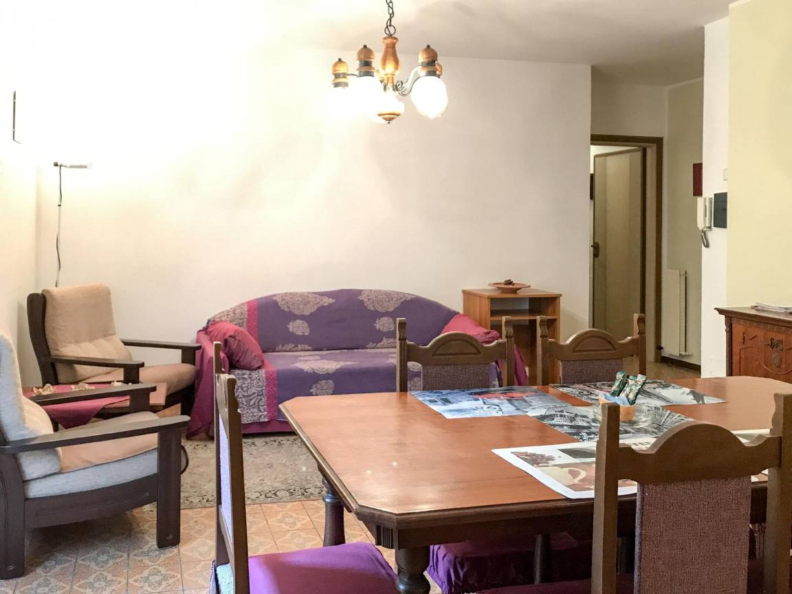 75 M² Ferienwohnung ∙ 2 Schlafzimmer ∙ 6 Gäste - Domaso