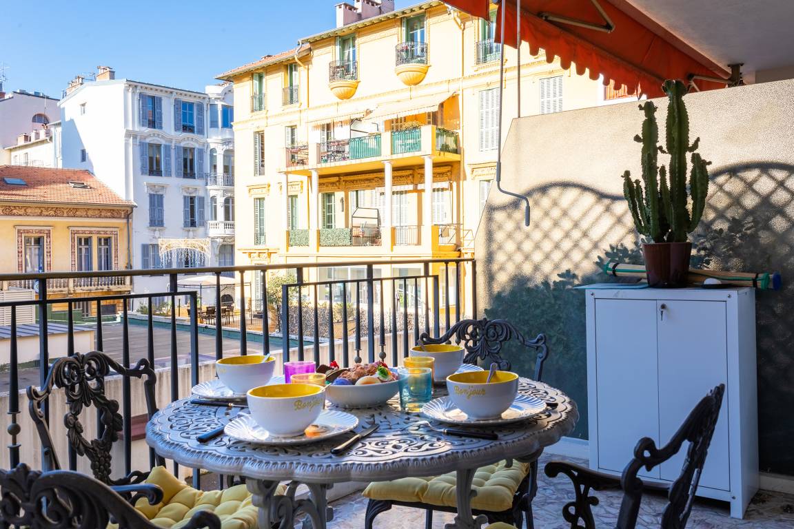120 M² Appartement ∙ 2 Chambres ∙ 5 Personnes - Nice