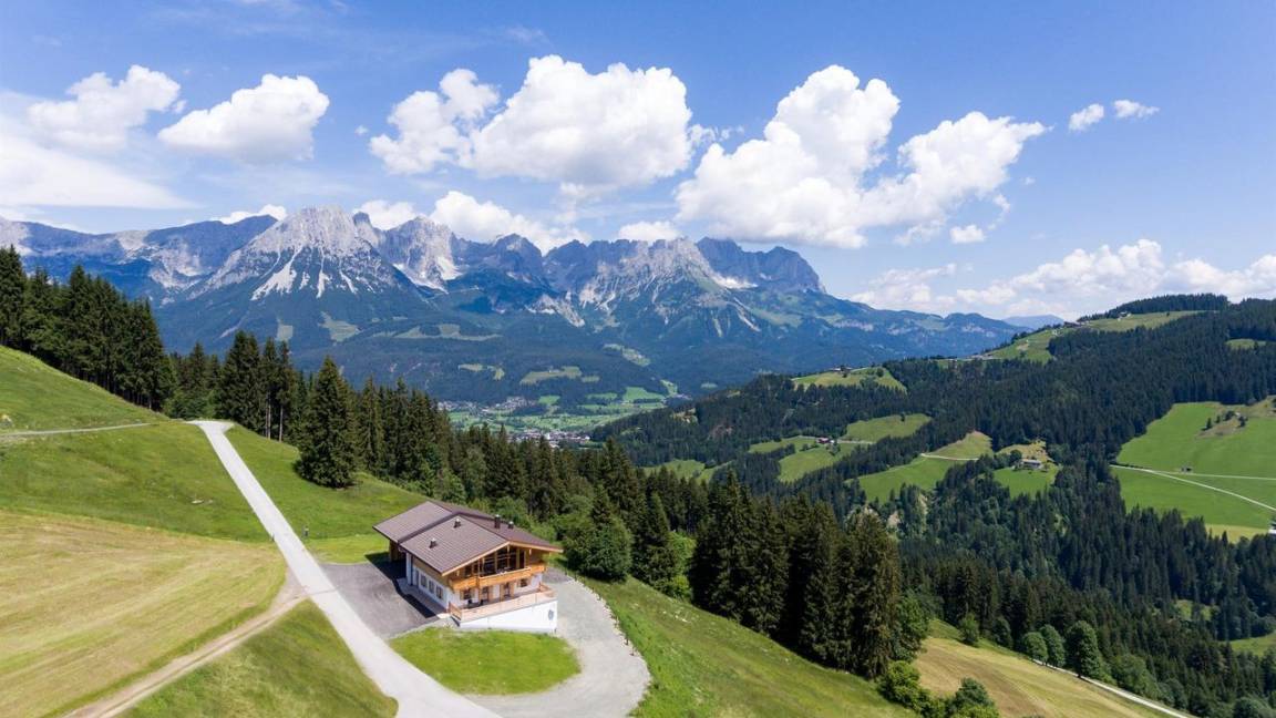 100 M² Appartement ∙ 2 Slaapkamers ∙ 4 Gasten - Ellmau
