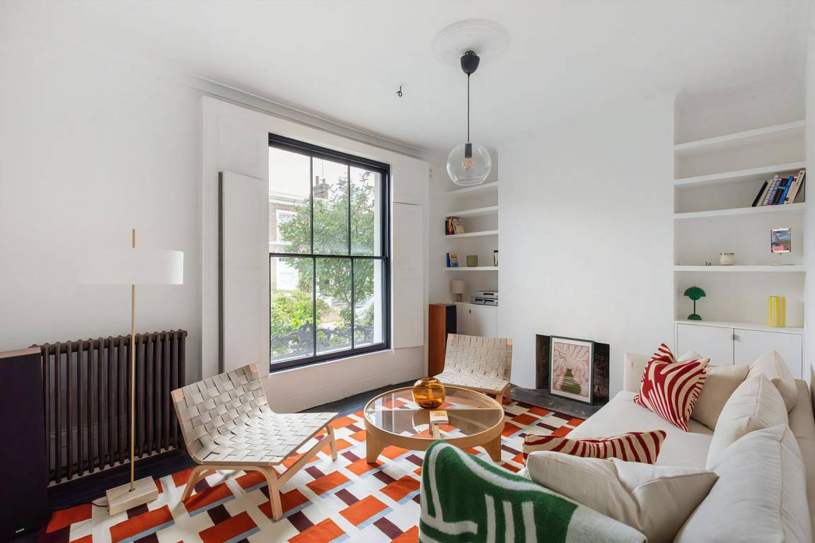 House ∙ 2 Bedrooms ∙ 6 Guests - London