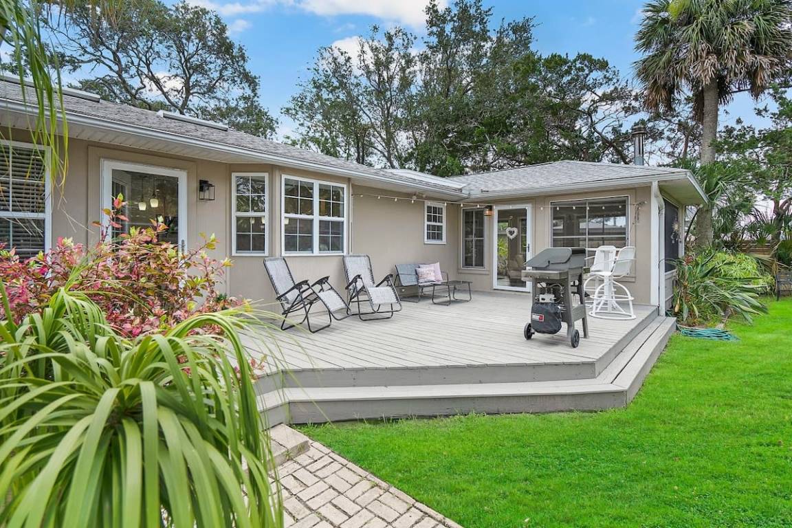 202 M² House ∙ 3 Bedrooms ∙ 6 Guests - St. Augustine, FL