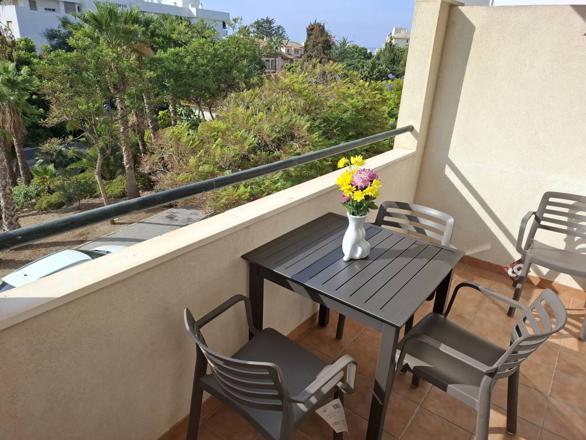 75 M² Apartment ∙ 2 Bedrooms ∙ 4 Guests - Estepona