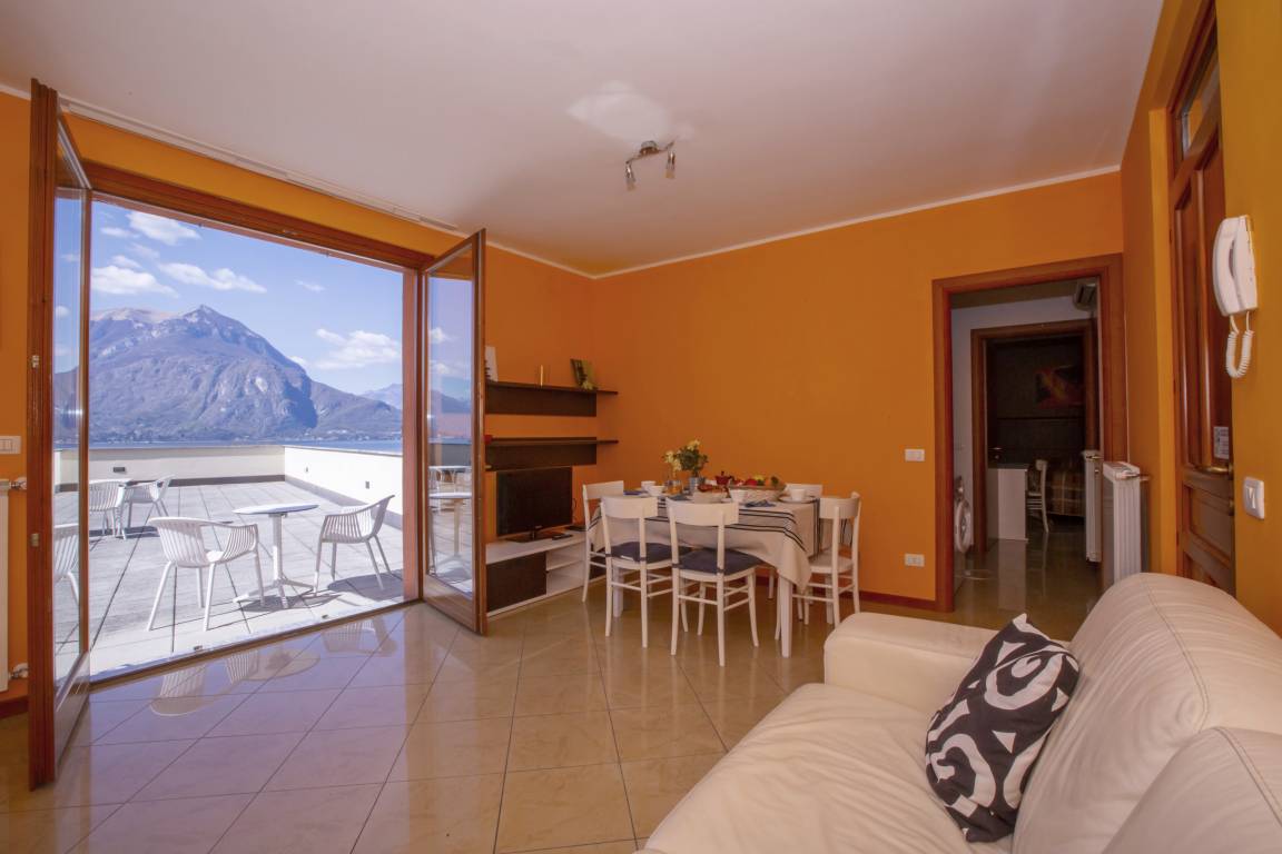 90 M² Appartamento ∙ 2 Camere Da Letto ∙ 6 Ospiti - Varenna