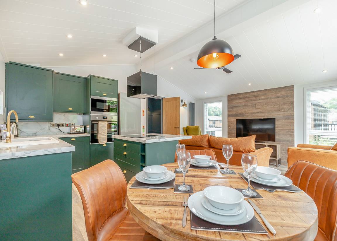 Chalet ∙ 2 Bedrooms ∙ 4 Guests - Wales