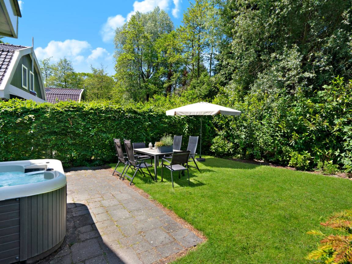 80 M² Ferienhaus ∙ 1 Schlafzimmer ∙ 4 Gäste - Alkmaar