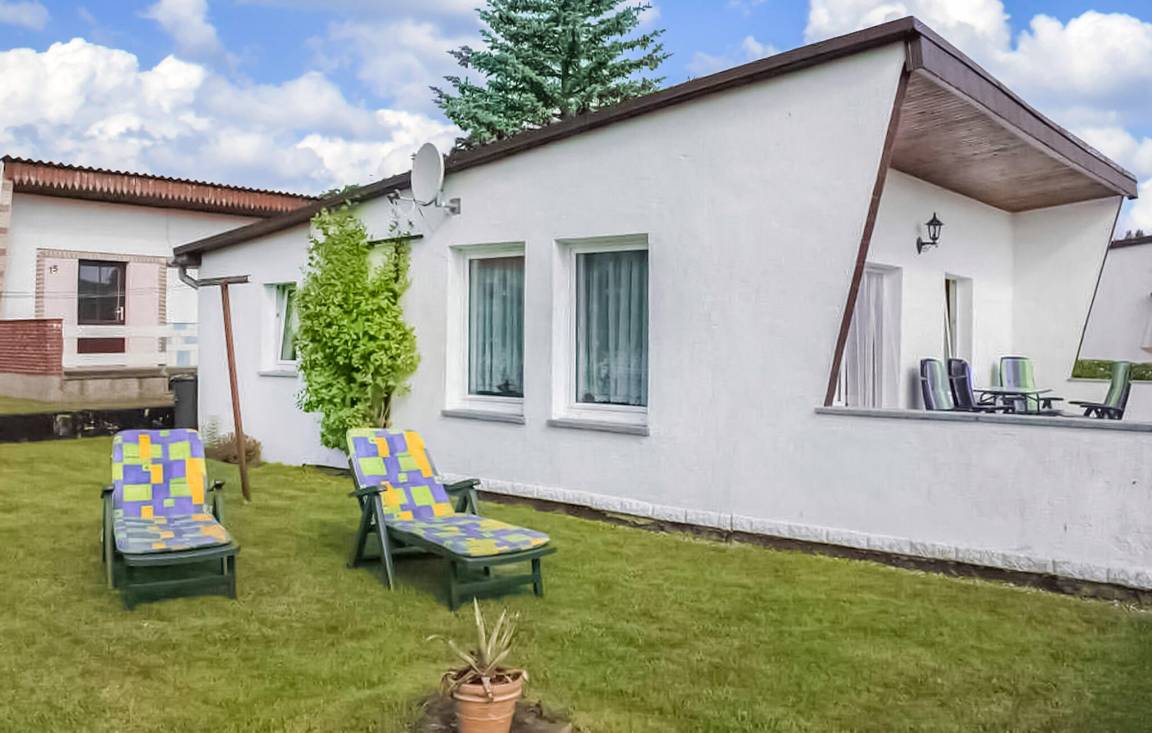 48 M² Ferienhaus ∙ 1 Schlafzimmer ∙ 4 Gäste - Malchin