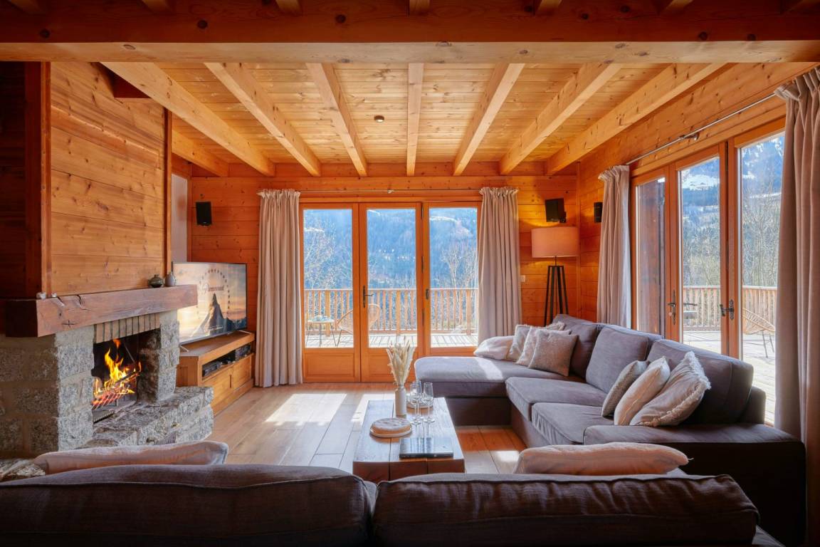 250 M² Chalet ∙ 5 Bedrooms ∙ 14 Guests - Les Arcs