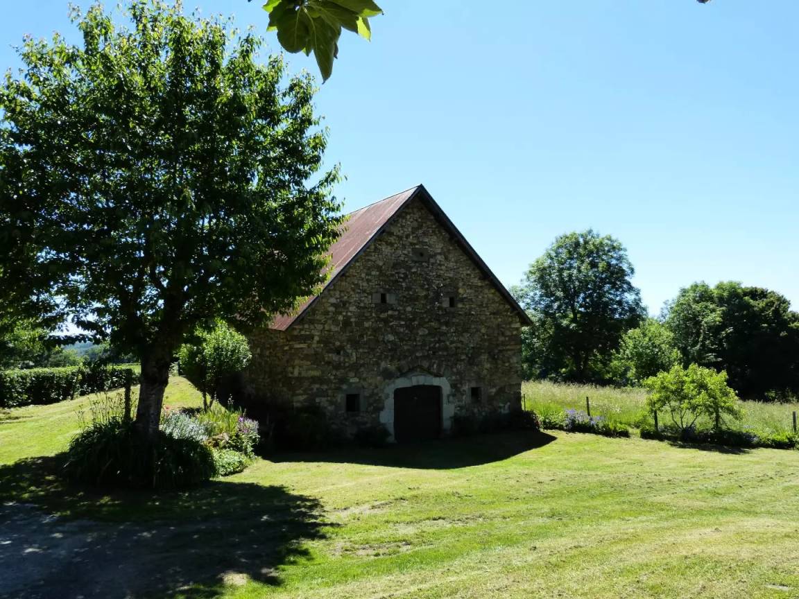 100 M² Maison De Vacances ∙ 3 Chambres ∙ 6 Personnes - Neuvic
