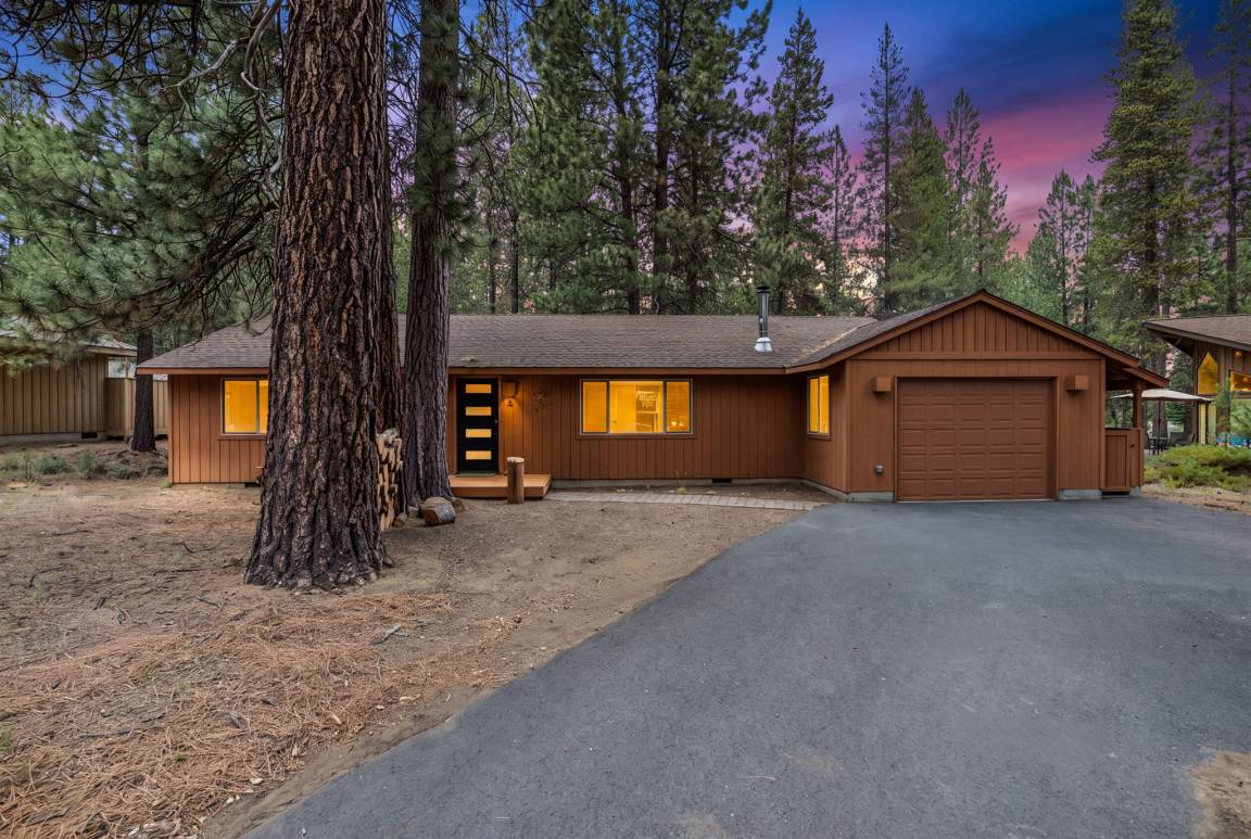130 M² House ∙ 3 Bedrooms ∙ 6 Guests - Sunriver, OR