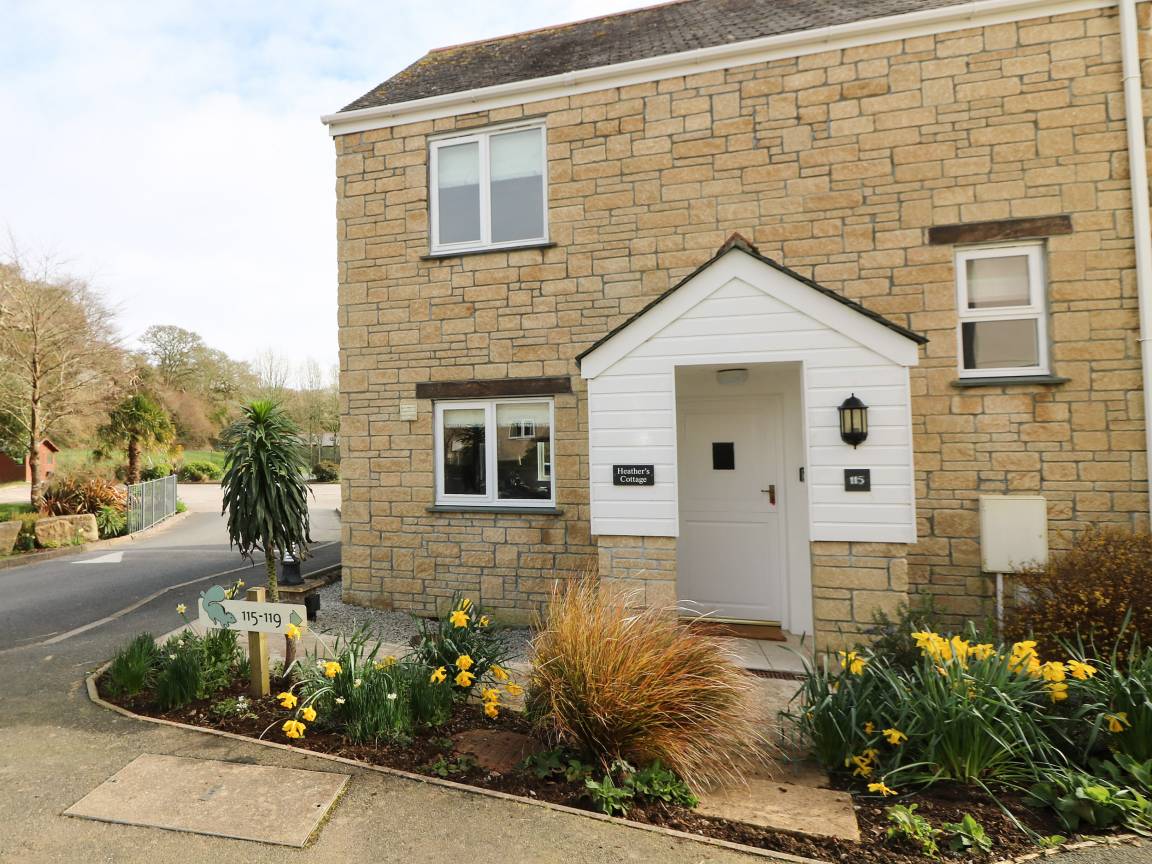 Cottage ∙ 3 Bedrooms ∙ 6 Guests - St Mawes