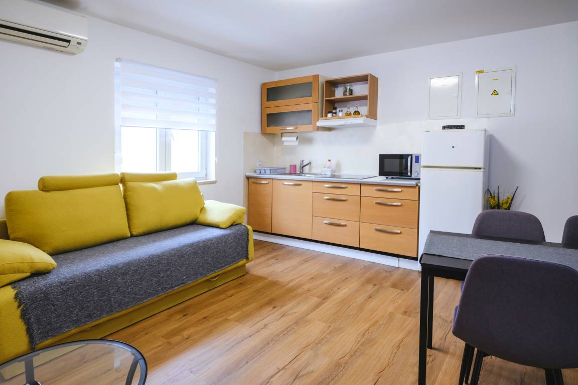 25 M² Appartement ∙ 2 Chambres ∙ 4 Personnes - Ankaran